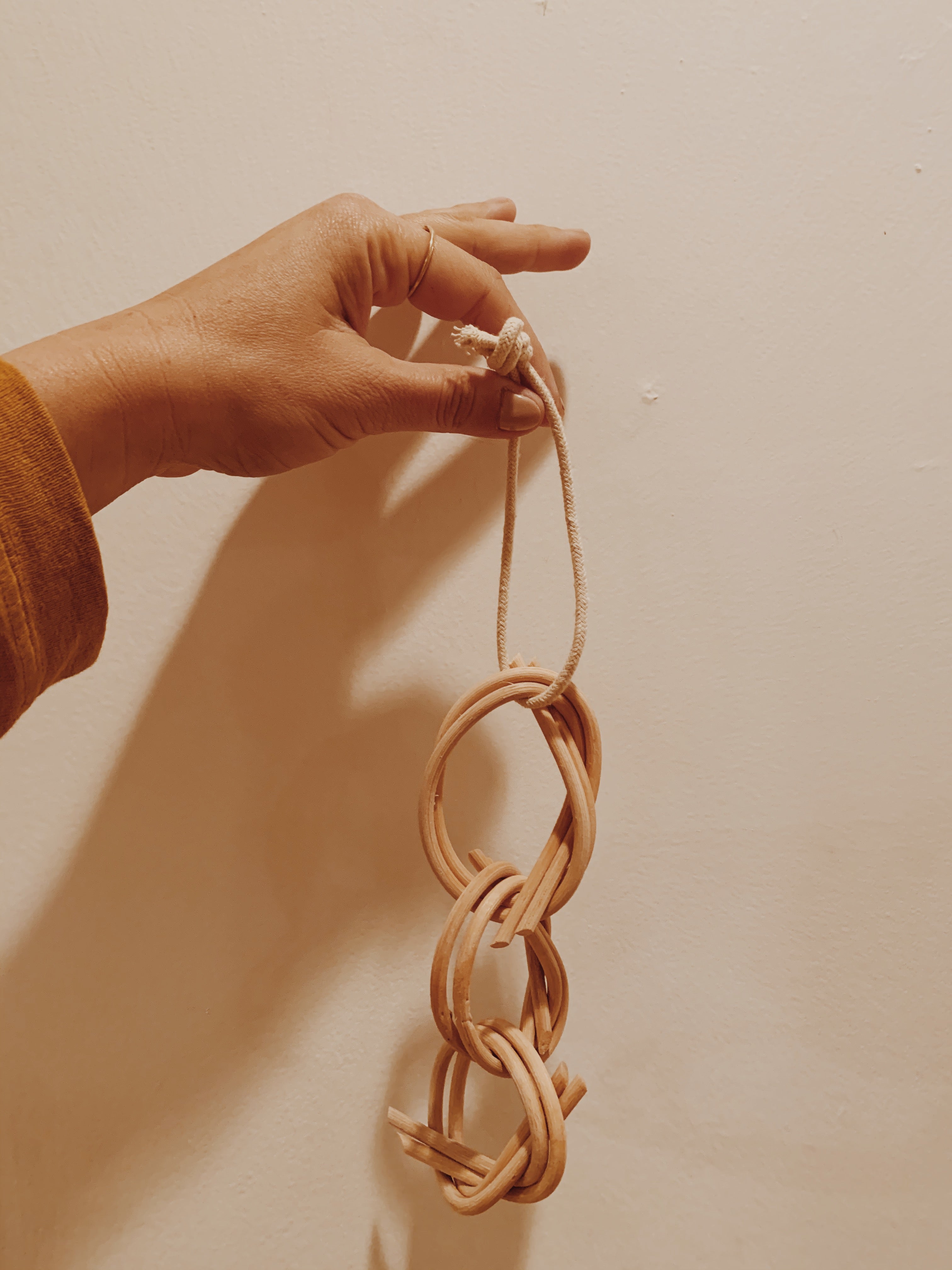 Dual Knot Bundle – Katie Gong