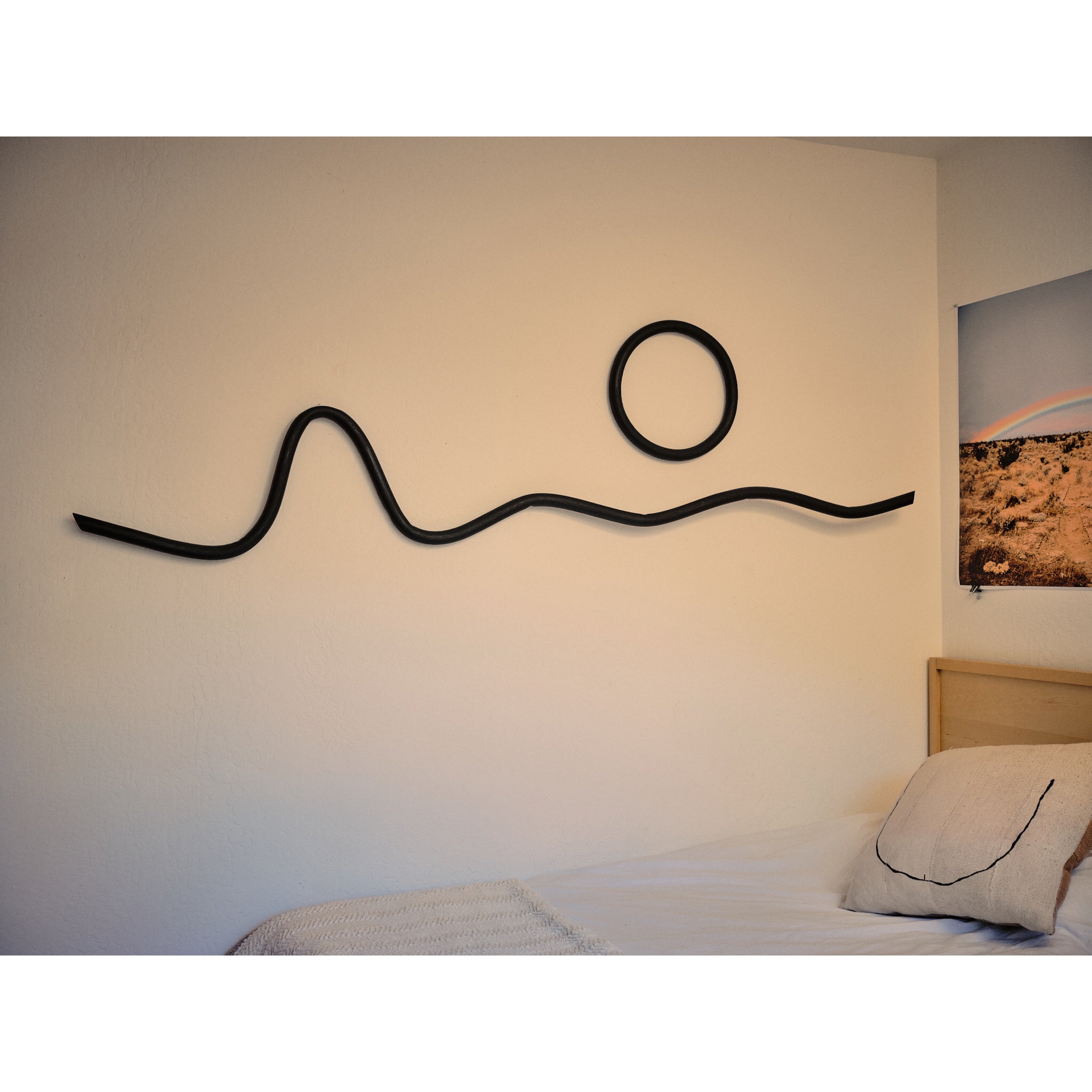 Wall Squiggle – Katie Gong